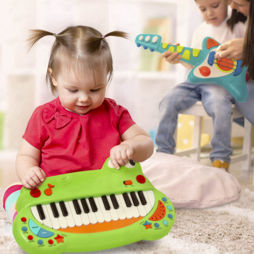 Crocodile Piano | Animal Keyboard Piano for Kids | Battat