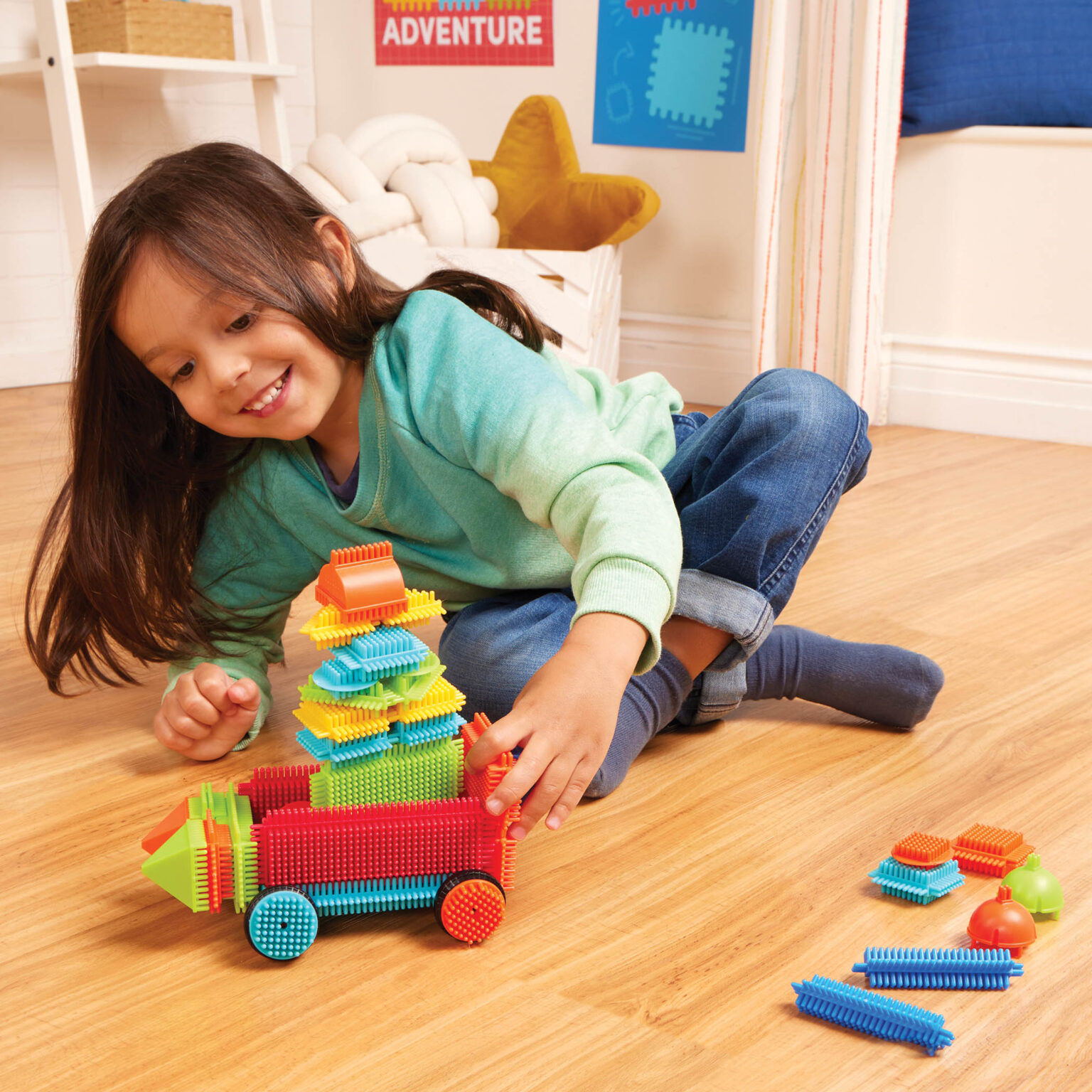 Basic Builder Bucket | 50 Building Blocks | Battat